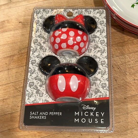Disney | Kitchen | Disney Salt And Pepper Shakers | Poshmark